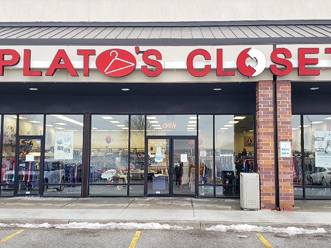 Fashion forward without the sticker shock! Plato's Closet specializes in current styles that keep your wardrobe fresh and wallet happy. 