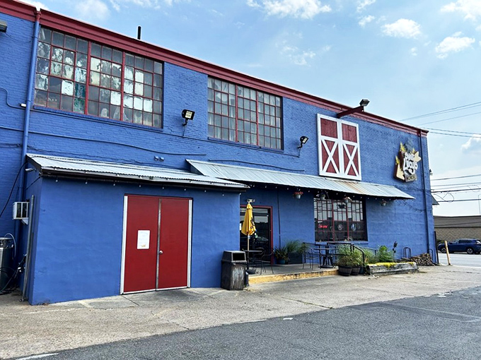 Sweet Lucy's brings the heat to Philly! These ribs might make you forget about cheesesteaks&mdash;at least until your next meal.