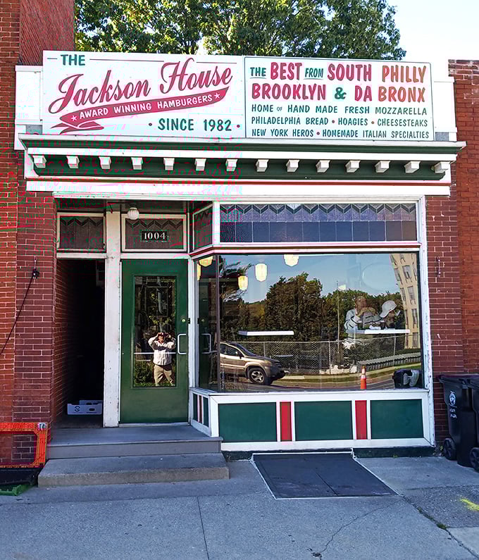 The Jackson House's narrow storefront has been making Harrisburg residents line up like it's 1955 all over again. 