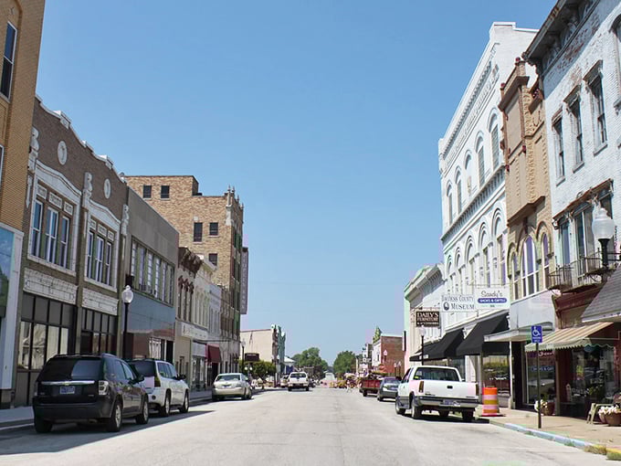 Washington's quaint downtown offers a slice of affordable Americana that Norman Rockwell would have loved to paint.