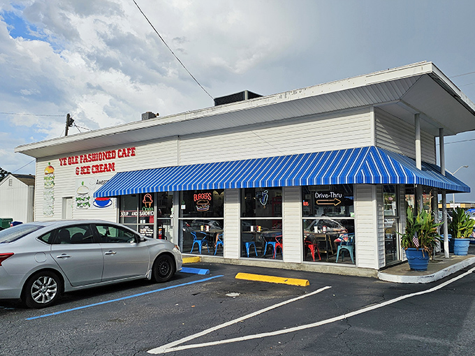 Ye Ole Fashioned's white walls and blue awnings scream "classic Americana"—but their sandwiches whisper sweet nothings to your taste buds.
