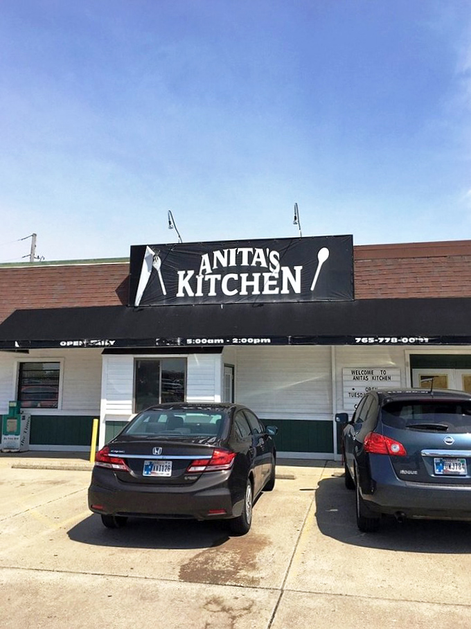 Anita's Kitchen (Pendleton): Early risers rejoice! Anita's 5am welcome means your coffee cup and breakfast plate will be full long before most people's alarms sound.