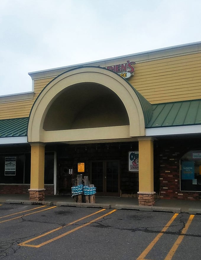 That unassuming storefront is like your quiet neighbor who turns out to have the best stories – and seafood – in town.