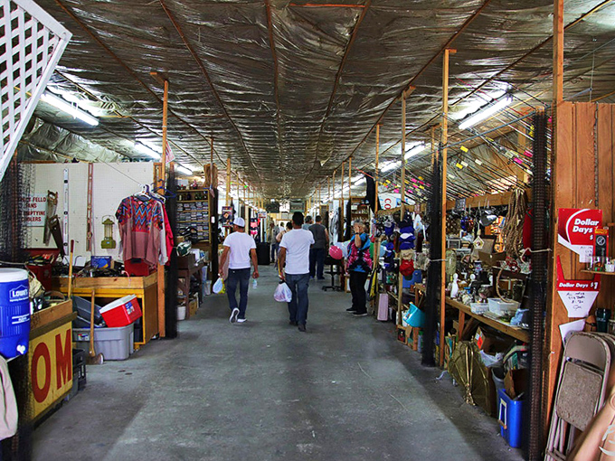 The warm glow of this indoor bazaar's lighting makes every vintage trinket look like a museum-worthy find.