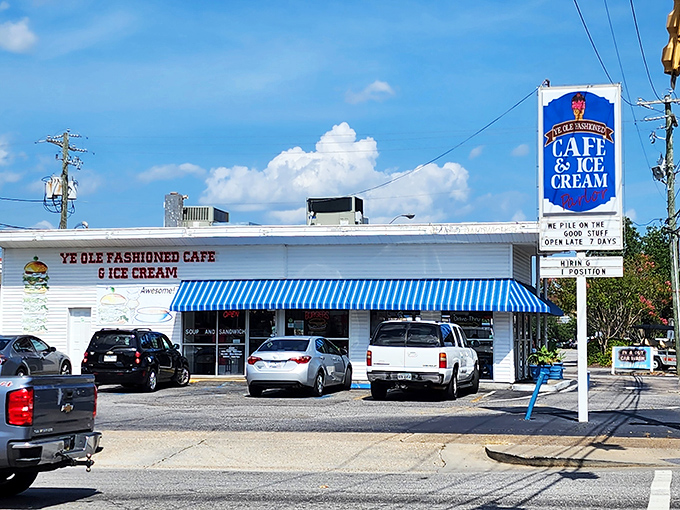 Ice cream and sandwiches under one roof? Ye Ole Fashioned isn't just a restaurant—it's a theme park for your mouth.