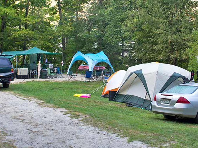 Campground community at its finest. Where strangers become friends over shared sunsets and the universal language of "need more firewood?"