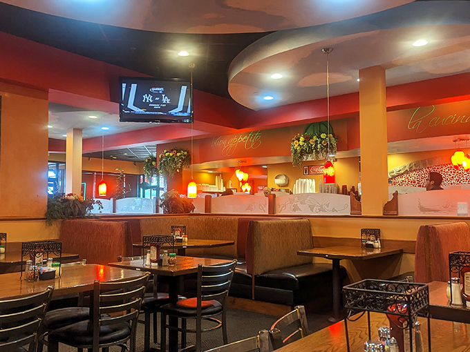 Booth seating, pendant lighting, and just the right noise level for both intimate conversations and enthusiastic food exclamations.