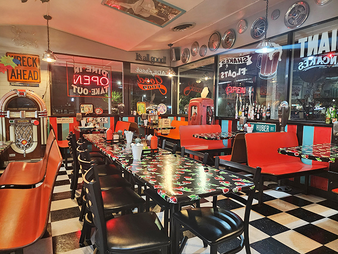 Cherry-patterned tablecloths, vintage road signs, and a jukebox that's seen more decades than most politicians. This isn't manufactured nostalgia&mdash;it's the real deal. 