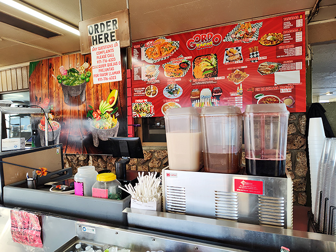 The ordering counter might not have white tablecloths, but it's where culinary magic begins with three dispensers of liquid gold&mdash;horchata, jamaica, and tamarindo. 