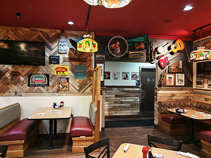 Wood-paneled walls adorned with memorabilia tell Toledo's story while you tell the story of how quickly you can devour a stack of pancakes.