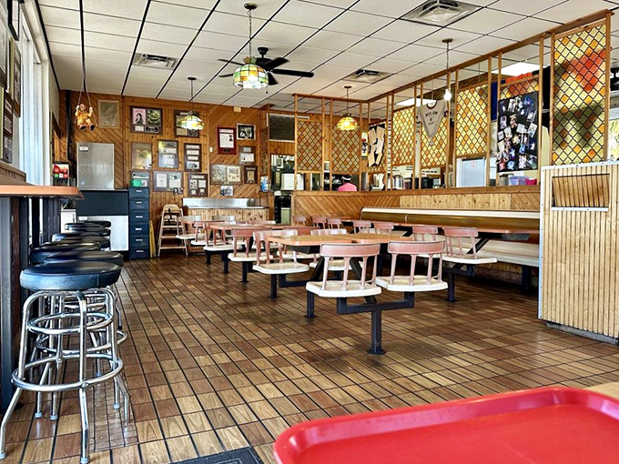 The dining room feels like your favorite uncle's den from the '70s&mdash;if that uncle happened to make the best roast beef sandwiches in Florida.