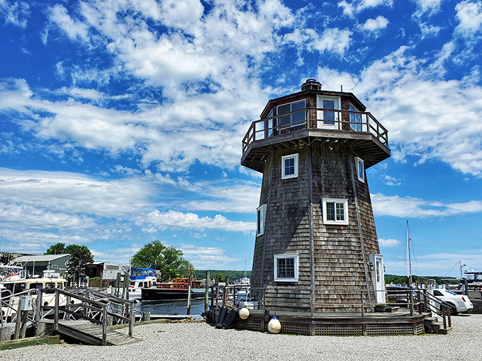 This lighthouse-inspired harbormaster's office keeps watch over Essex's maritime comings and goings. A whimsical sentinel guarding boats instead of warning them away.