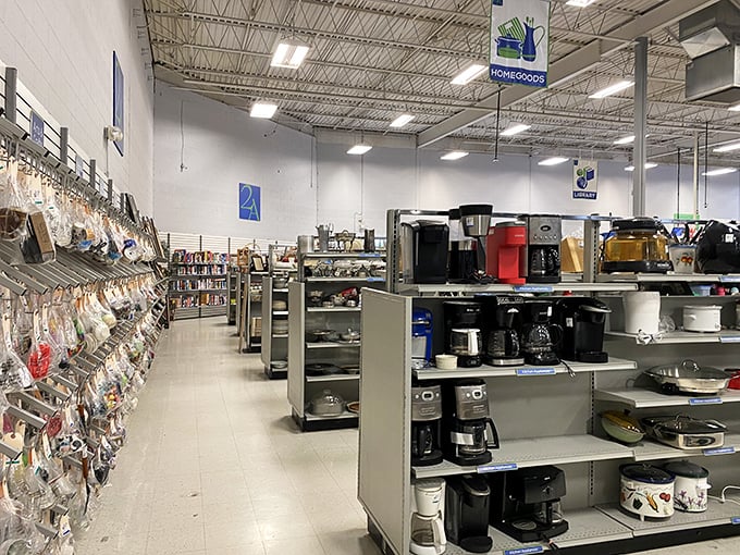 Aisle of forgotten kitchenware dreams. One person's abandoned bread machine is another's "I've always wanted to try making sourdough" opportunity.