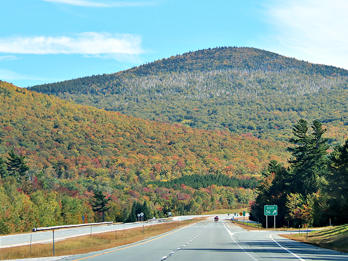 Mountain views that make your car's windshield feel like an IMAX screen as you drive through Franconia's valley.