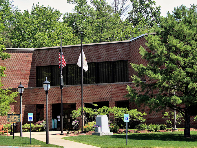 Guilderland High School represents the excellent community services that keep this Albany suburb thriving for residents of all ages.