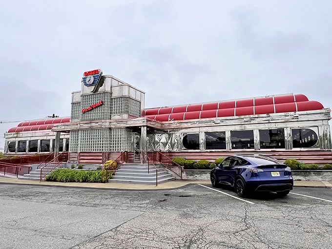 Park West Diner exterior: That's not just a diner &ndash; it's a valentine to the 1950s wrapped in chrome and serving country-fresh eggs.