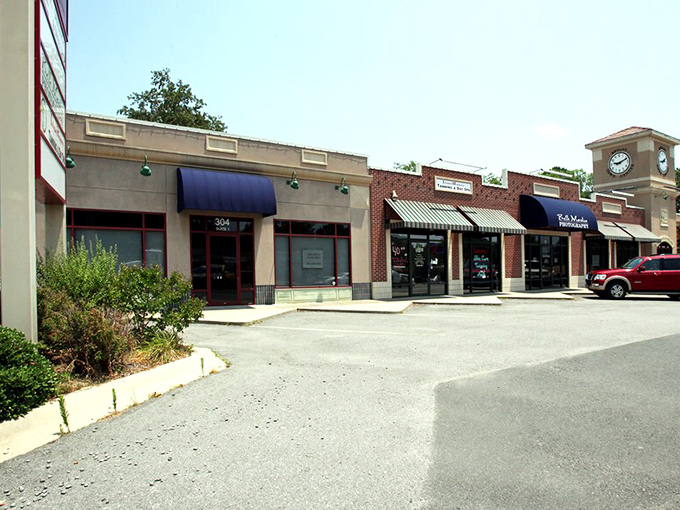 Modern conveniences meet small-town prices in Bryant &ndash; where your retirement check covers more than just the basics.