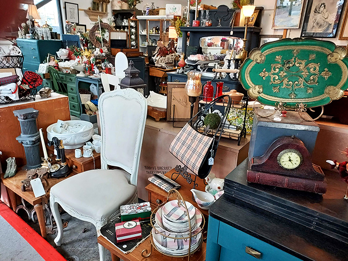Forget social media &ndash; for real vintage filters, step inside Olympia's Fifth Avenue Flea Market where every item tells a fascinating story.