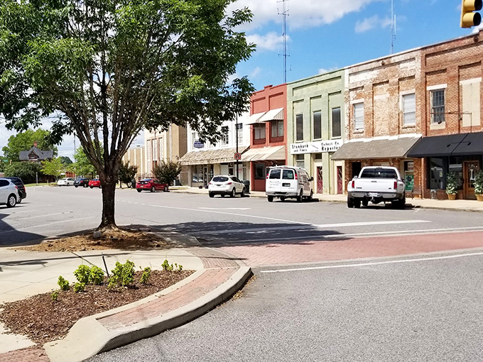 Tuscumbia's historic district features buildings that have witnessed generations of Alabama history &ndash; if only those bricks could talk.