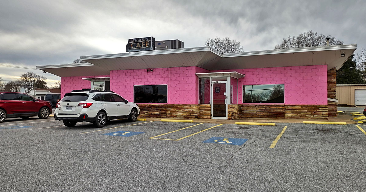 This Under-The-Radar Restaurant In Arkansas Has Comfort Food So Good ...