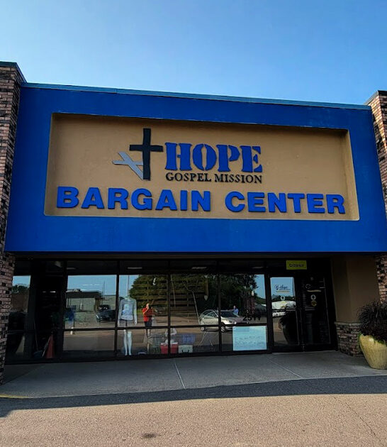 bargain thrift store wisconsin ftr