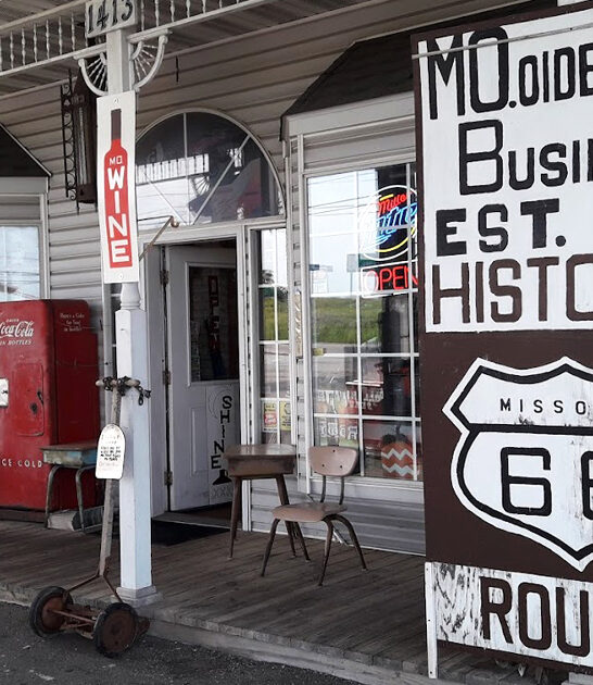 bizarre oddity store missouri ftr