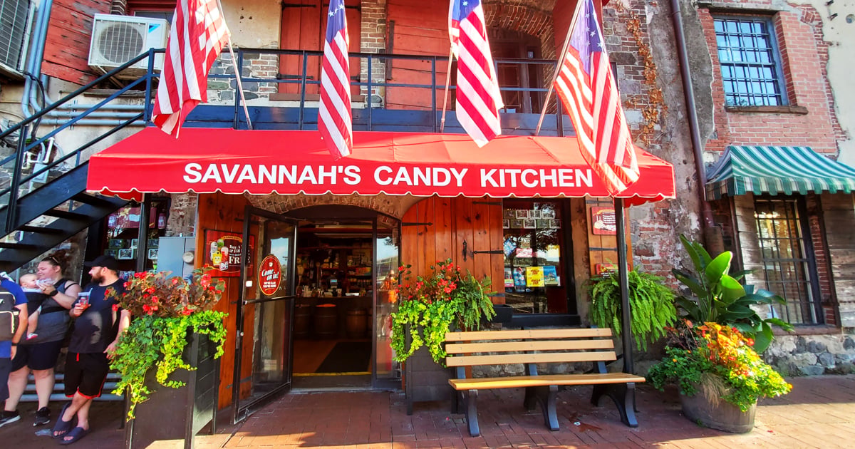 This Old-Fashioned Candy Store In Georgia The Sweetest Place To Spend ...