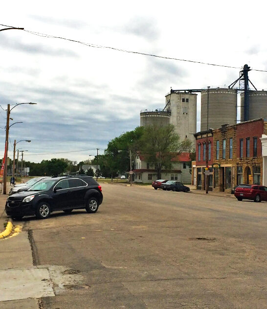 charming kansas town small ftr