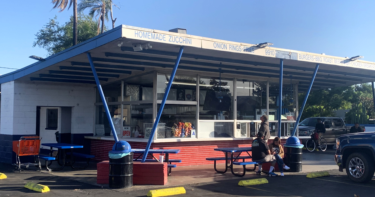 This Classic Drive-In Restaurant In California Serves Up The Best ...