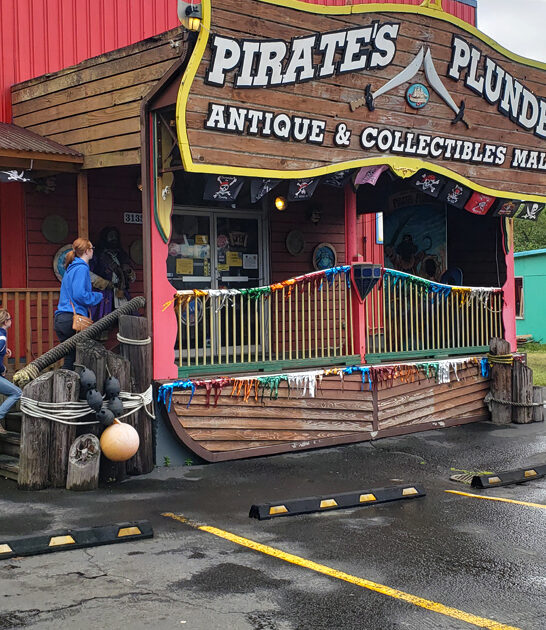 collectibles store oregon ftr