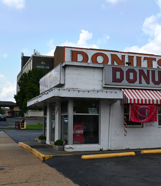 delicious donuts bakeries missouri ftr