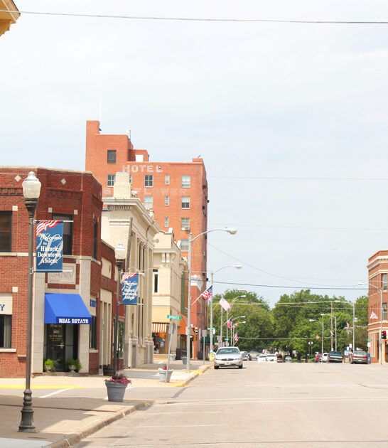 dreamy kansas town ftr