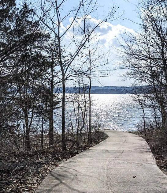 easy beautiful hike missouri ftr