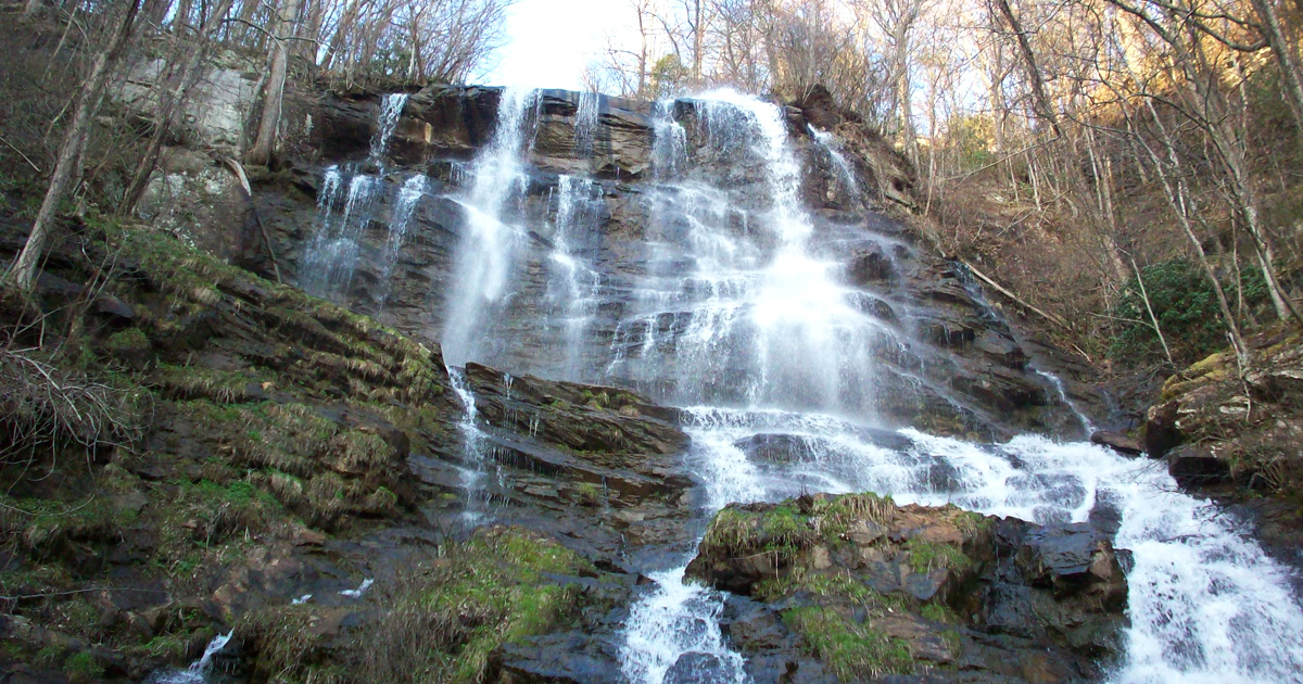 The Fascinating 729-Foot Waterfall In Georgia Most People Don’t Know About