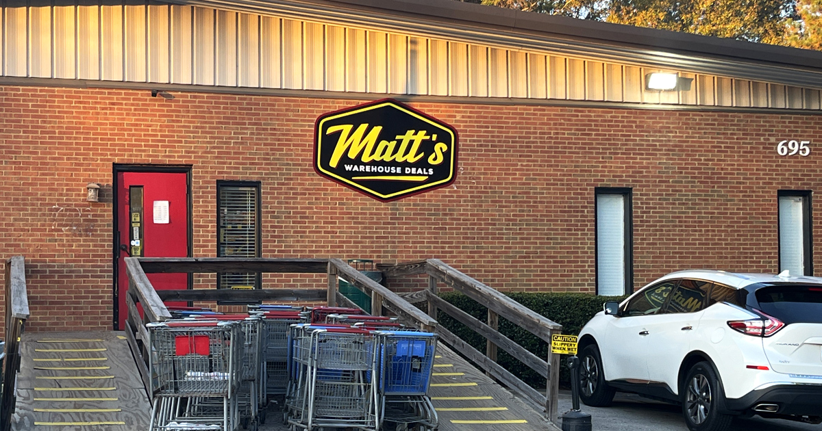 People Drive From All Over Georgia For The Outrageously Good Bargains ...