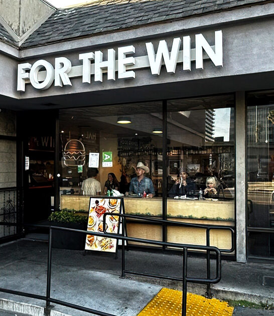 gigantic burgers california restaurant ftr