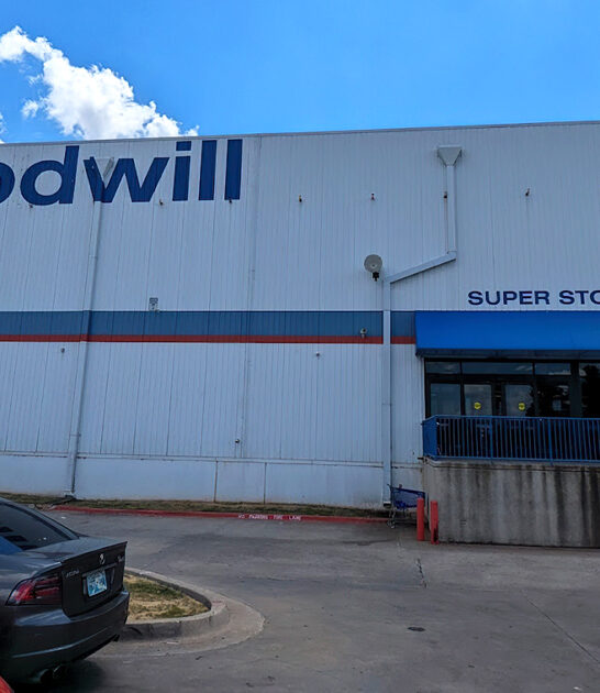 gigantic secondhand store oklahoma ftr