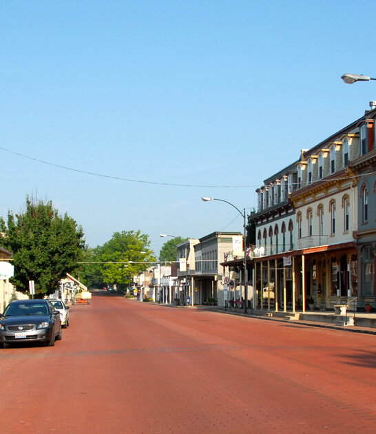 gorgeous small towns illinois ftr