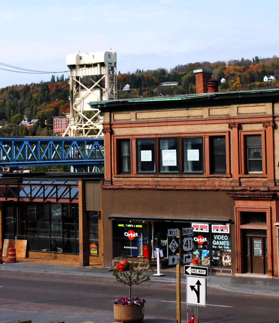 gorgeous towns michigan unforgettable ftr