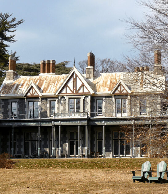 hauntingly beautiful mansion delaware ftr