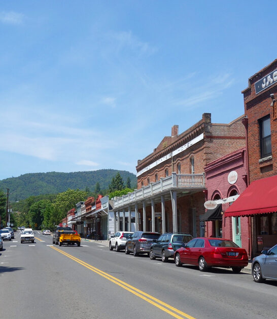 historic antique oregon town ftr