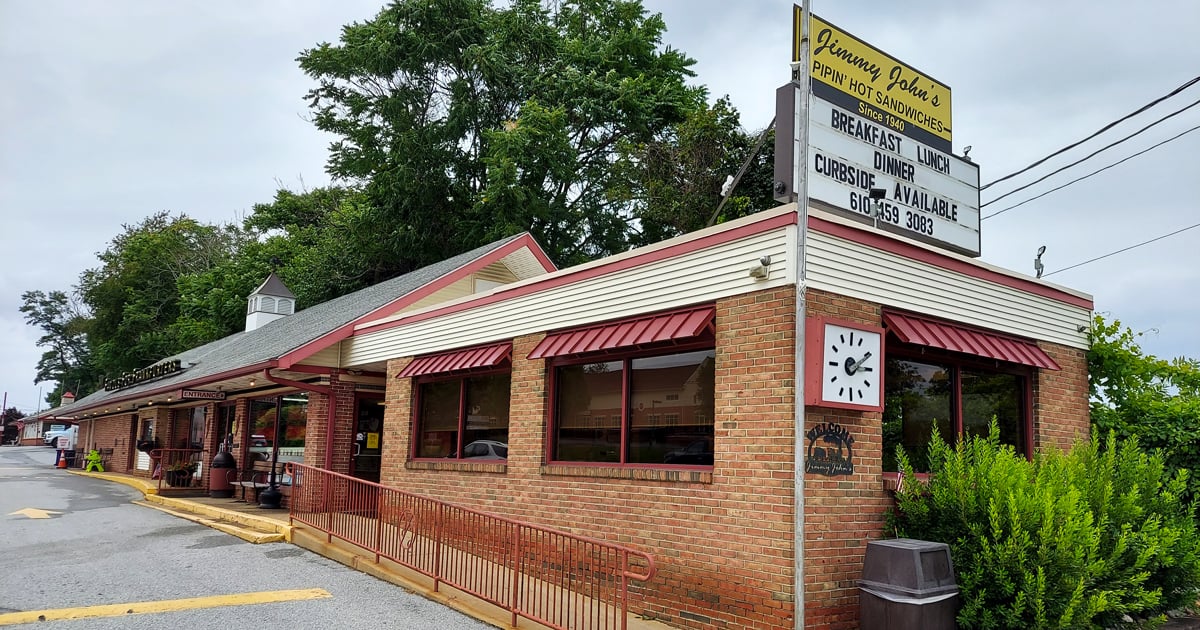 The Hot Dogs At This Pennsylvania Restaurant Are So Good, You’ll Dream ...