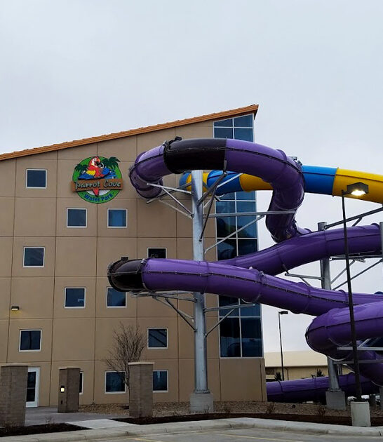 indoor water park kansas ftr