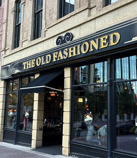 inside retro style wisconsin ftr