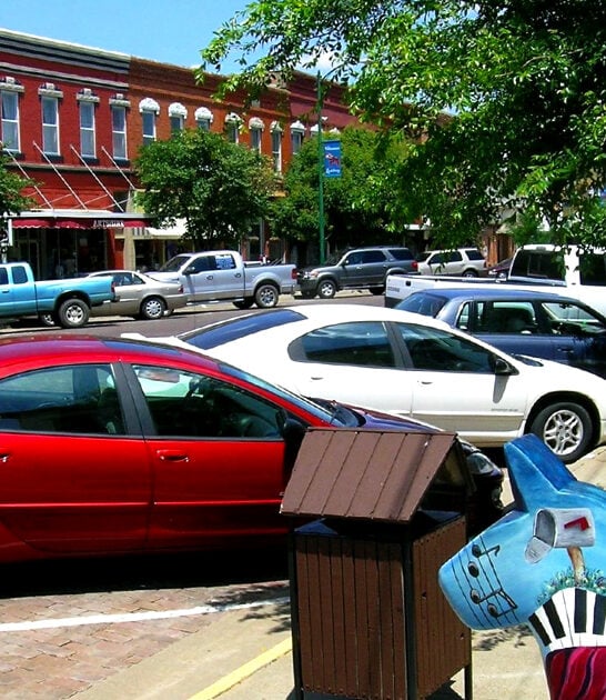 kansas tiny swedish town ftr