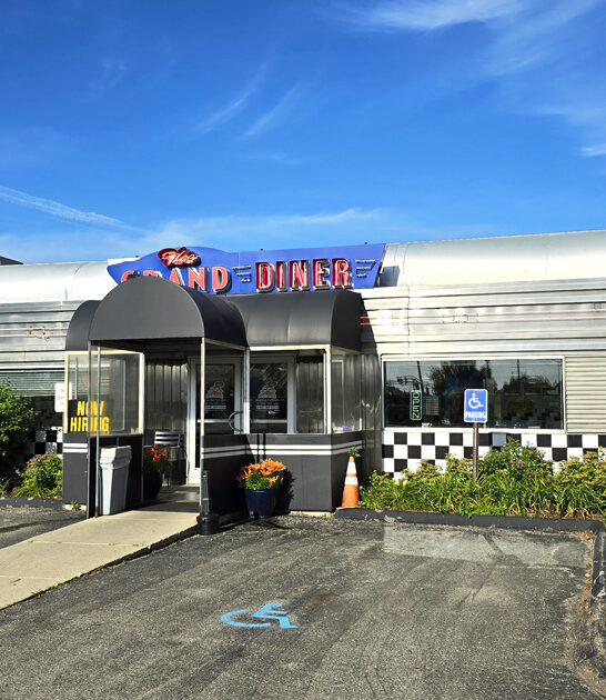 legendary breakfast spots michigan ftr