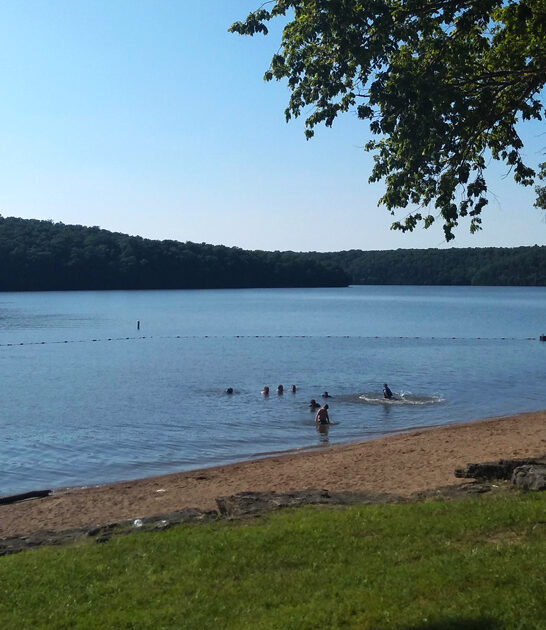missouri postcard worthy lake ftr