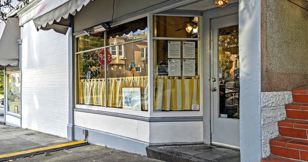 This No-Fuss Restaurant That’s Totally Worth The Drive From Anywhere In ...