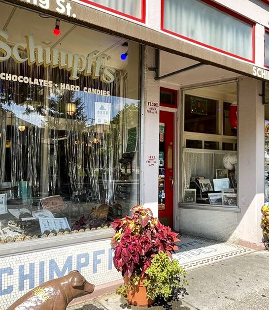 nostalgic indiana candy store ftr