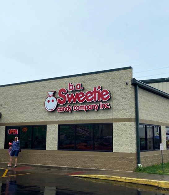 ohio treats candy store ftr